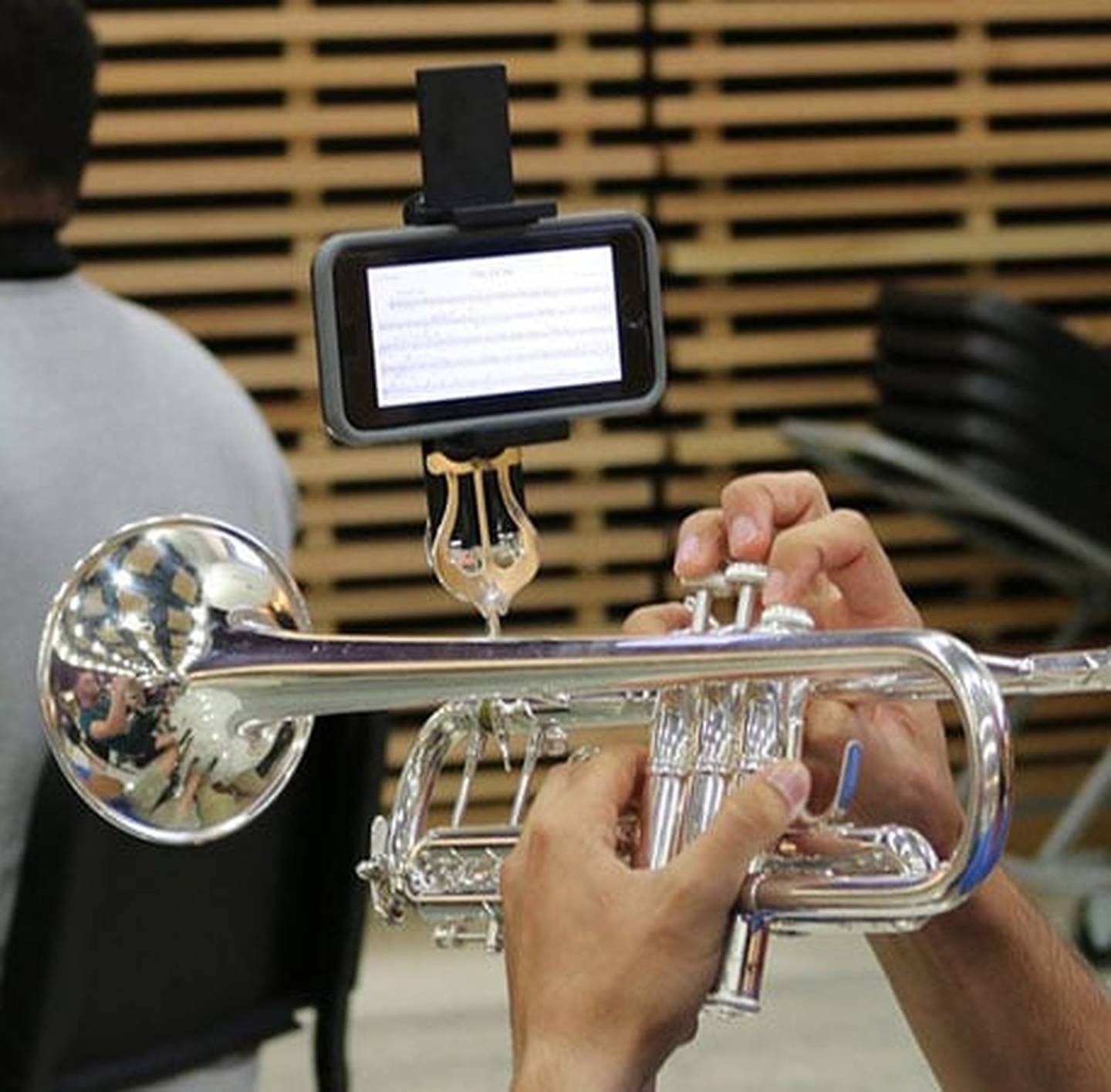 eFlip Smart Phone Lyre Attachment Smart Phone Holder | J.W. Pepper