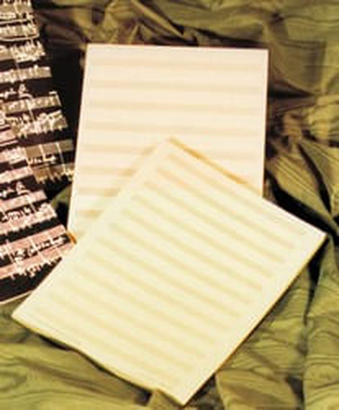 Manuscript Pad 200 Sheets-12 Staves | J.W. Pepper